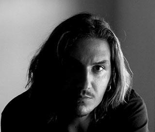 Fabian Perez Artist Biography and Art Gallery Collection – Art Deals